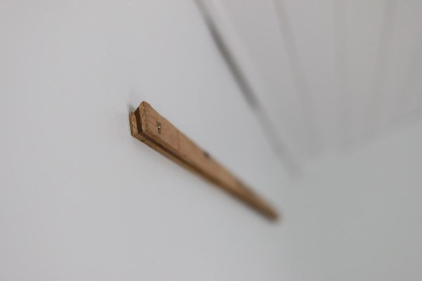 How to Hang a Large Item - Tidbits